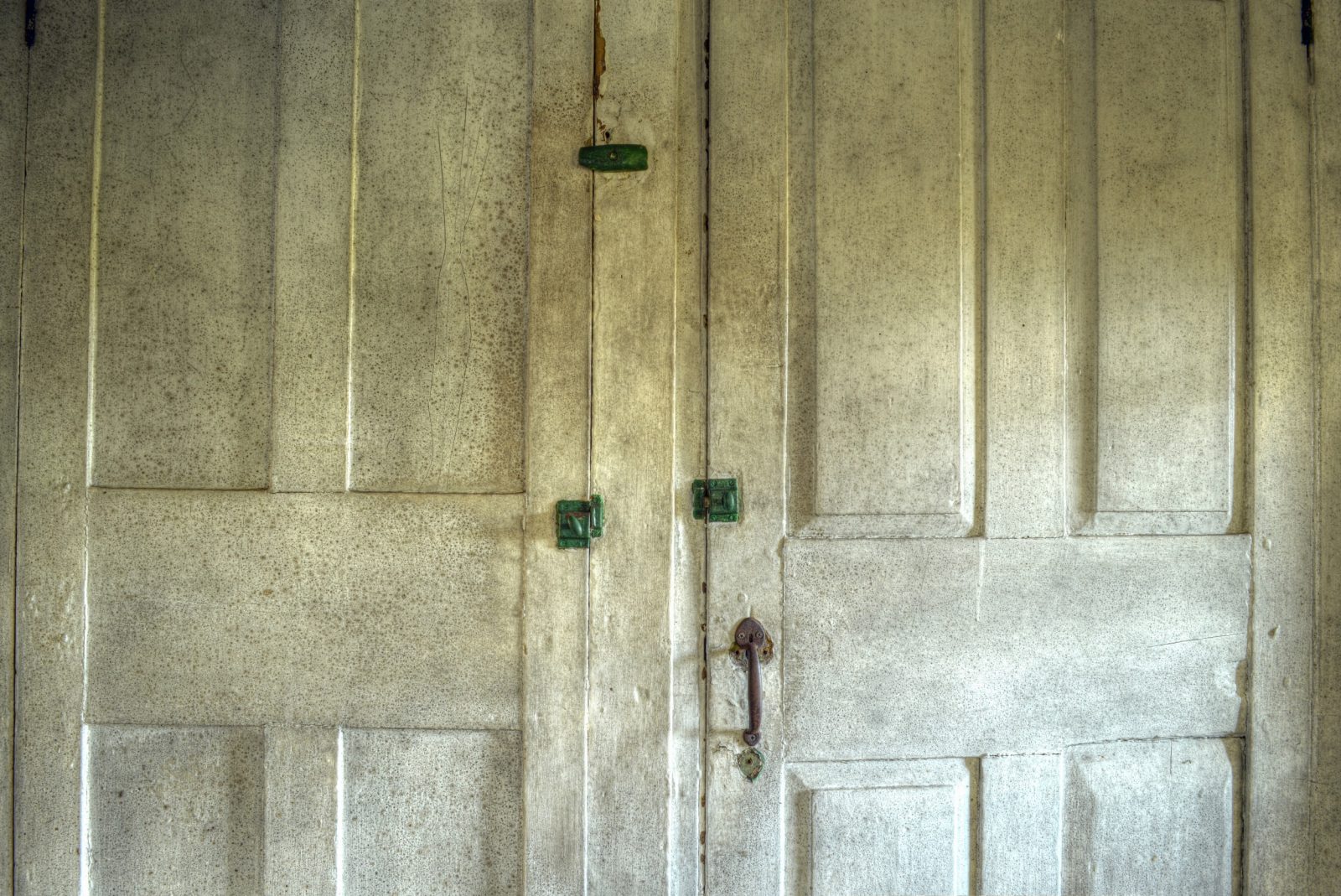 Kitchen Cupboard - New England
