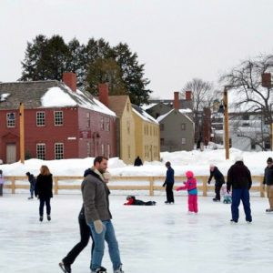 Puddle Dock Pond | Ice Skating at Strawbery Banke - New England