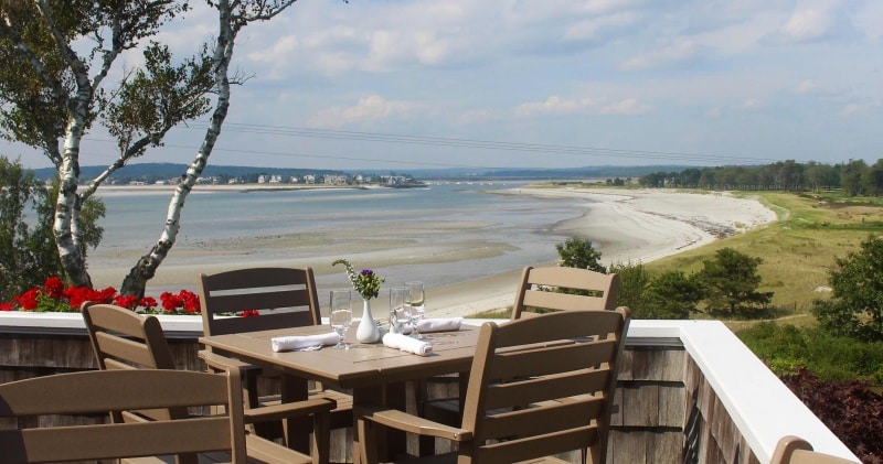 Exploring Prouts Neck in Scarborough, Maine - New England