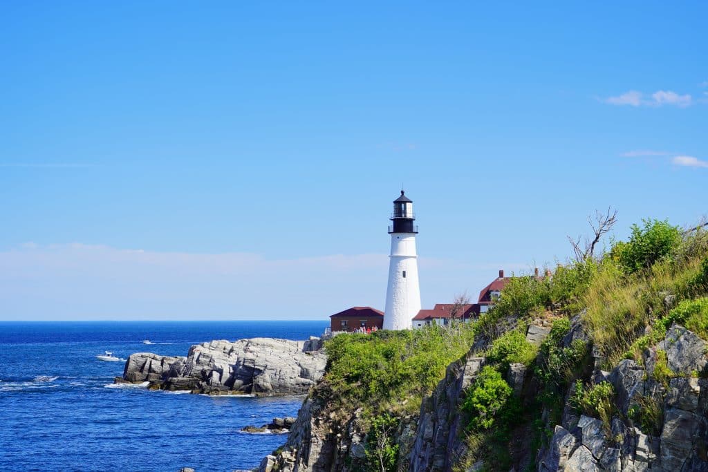 The 10 Most Beautiful Lighthouses in New England - New England