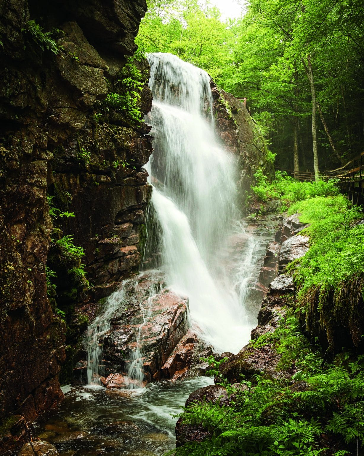 Scenic Summer Drive in the White Mountains of New Hampshire