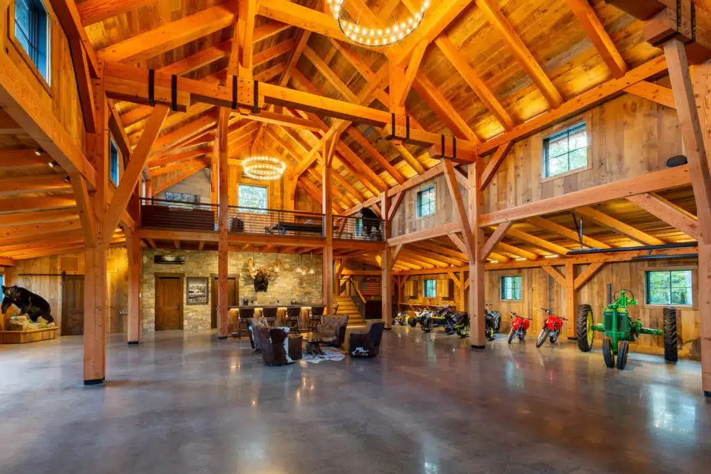 Building the Dream at The Barn Yard - New England