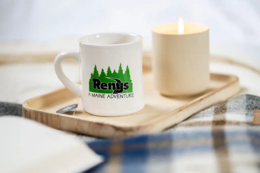 Get That Autumn Vibe at Renys - New England