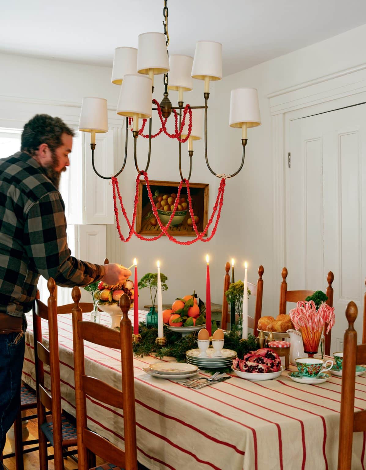 A Historic Greek Revival in Maine Decks the Halls With Cozy Christmas Charm