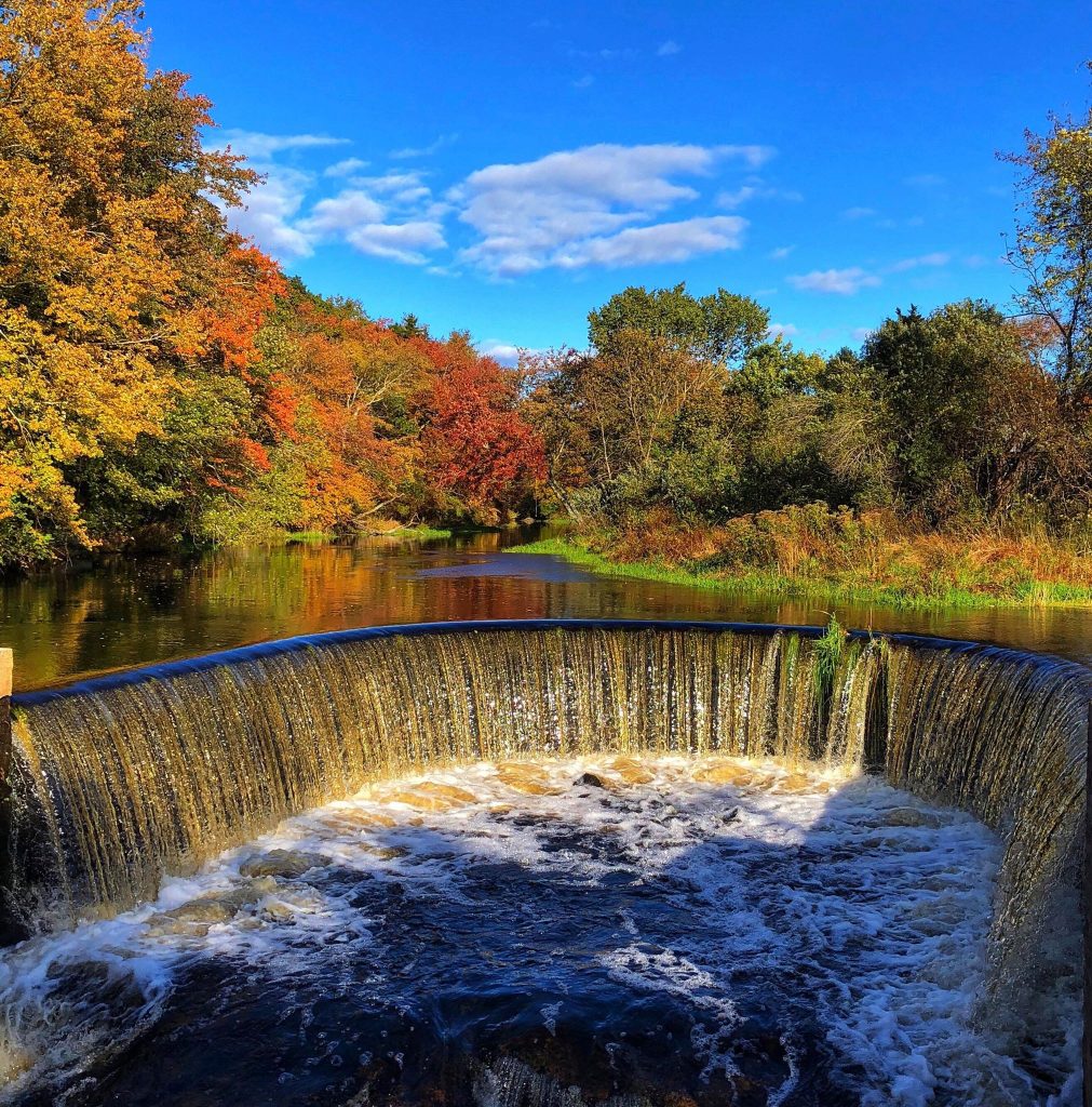 2018 Foliage Report | Peak Color Reaches Southern New England - New England