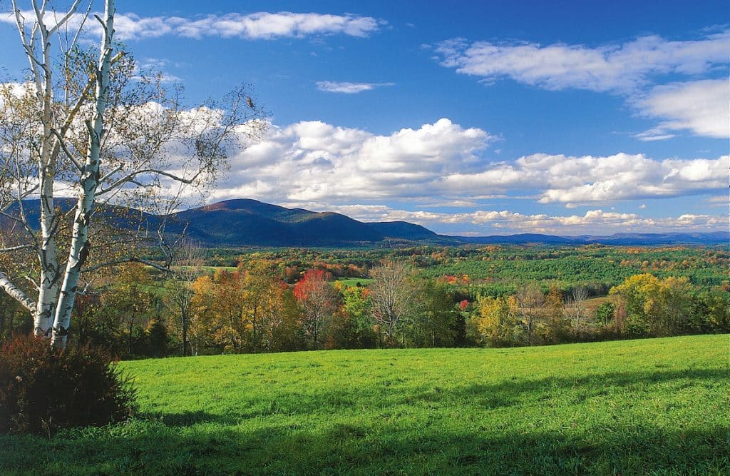 Dive into Fall Color in Massachusetts - New England