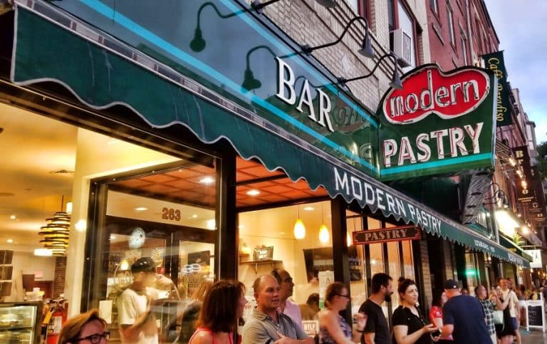 Where to Find the Best Cannoli in Boston's North End | Yankee Magazine