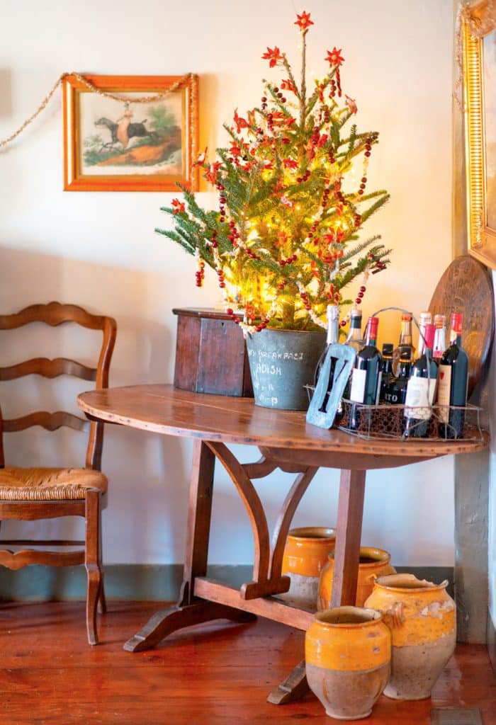 Kindred Spirits | Holiday Decor with the Clineff Sisters - New England
