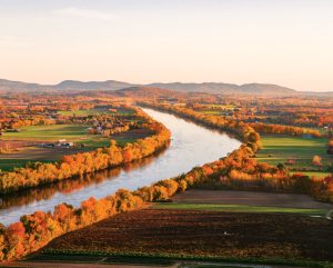 Fall Foliage in Massachusetts’s Upper Pioneer Valley | Peak Perfection