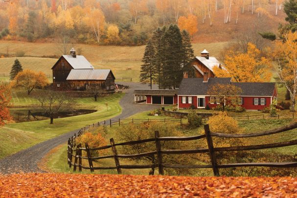 10 New England Fall Foliage Towns You Don't Want to Miss This Autumn ...