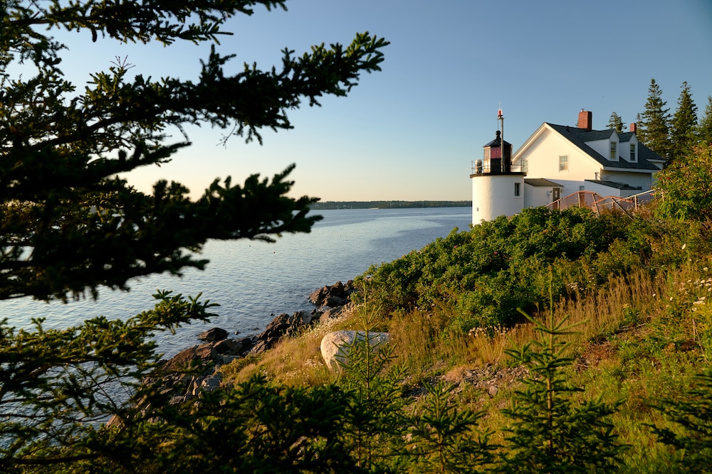 Guide to Beautiful Vinalhaven, Maine | Eat, Stay & Play