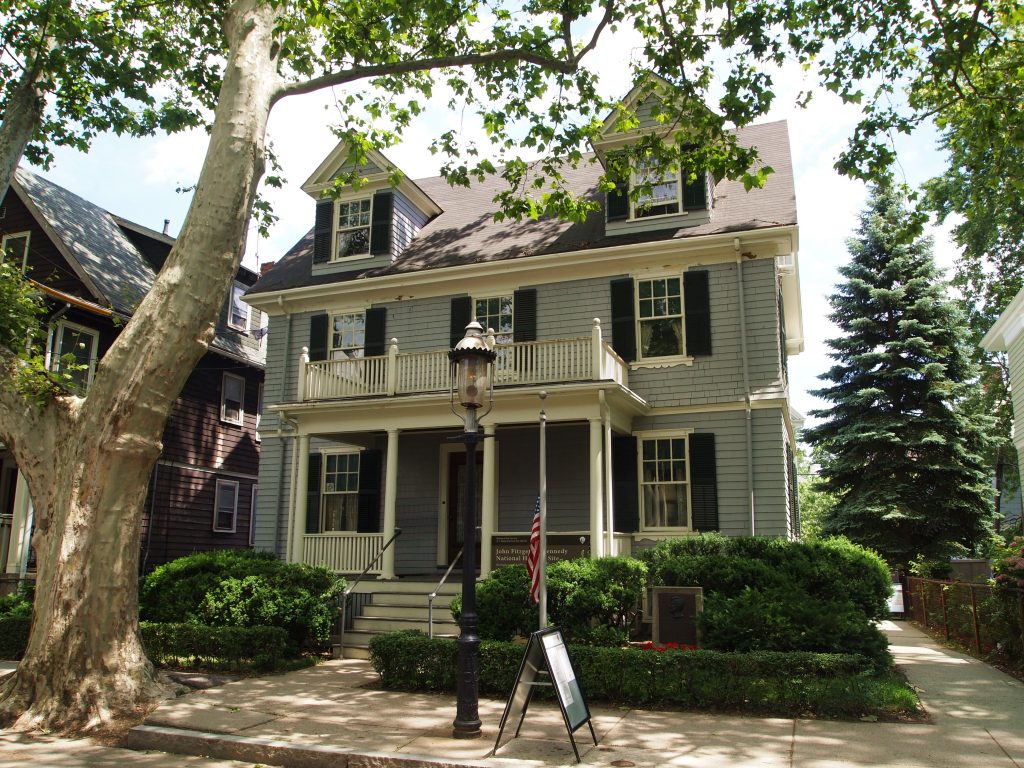 Visiting the JFK Birthplace | A National Historic Site in Brookline ...