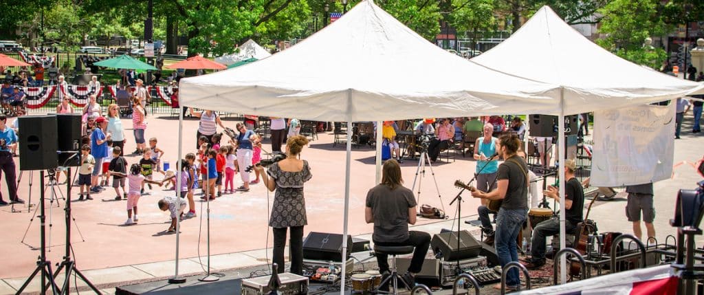 Discover Fall Farms and Festivals in Central Massachusetts